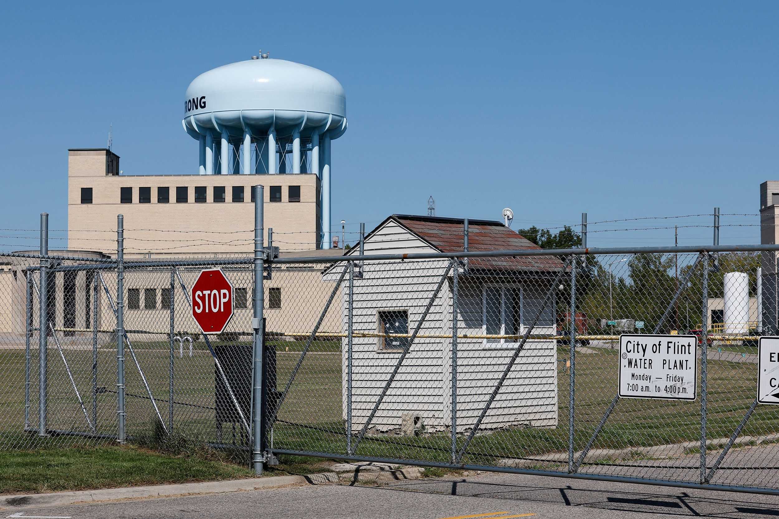 Flint declares its water safe after replacing lead pipes, but health ...