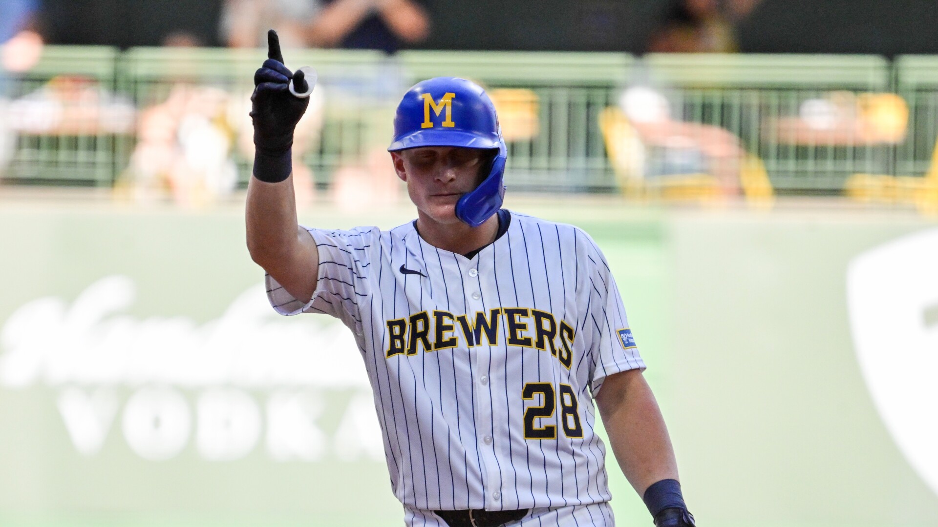 Fantasy Baseball Waiver Wire: Logan Henderson is back, Andrew Vaughn is ...