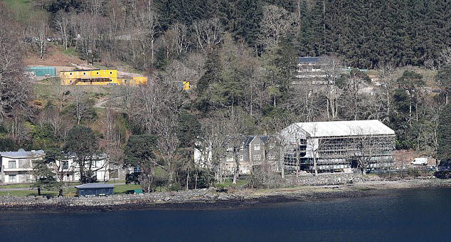 Could Sheikh feel the heat over solar panels at his 63,000-acre ...