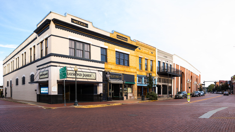 The Oldest City In Texas Is A Friendly Charmer With Natural Beauty ...