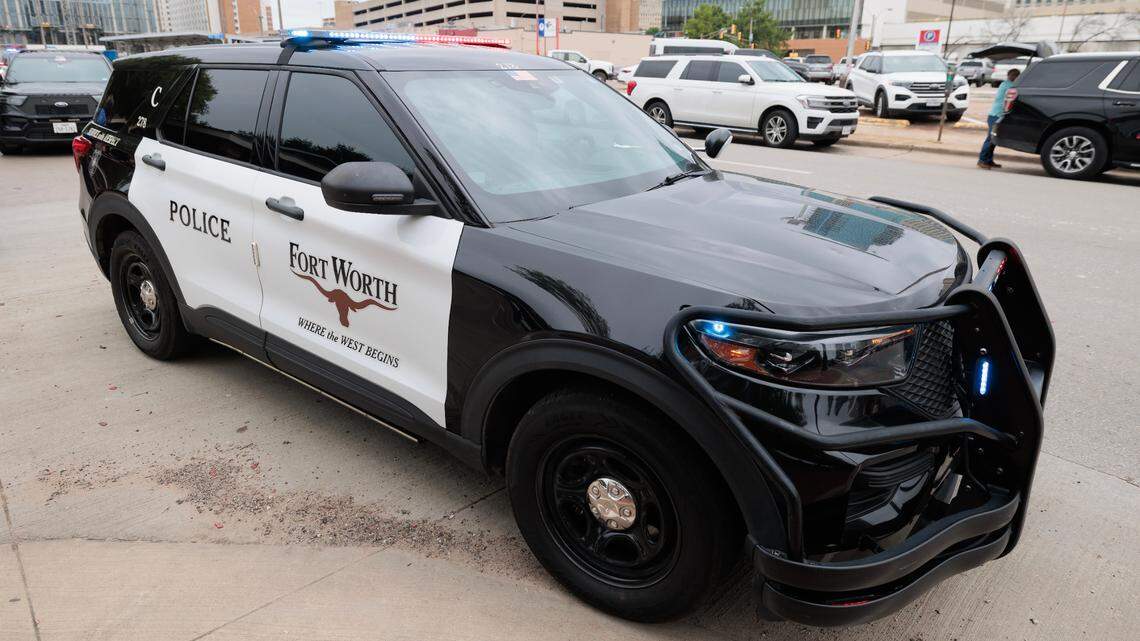 Fort Worth man dies after being shot, crashing car into utility pole ...