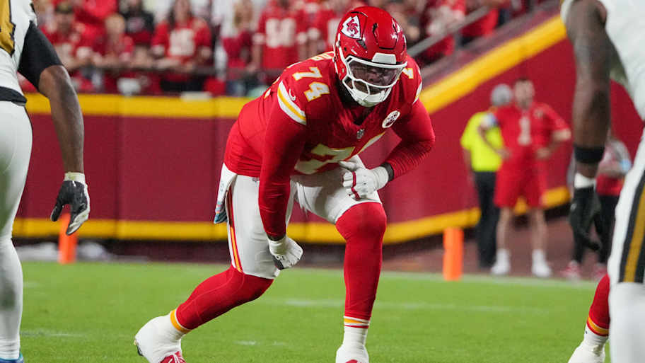 Disliked Chiefs Vet Drops Injury Bombshell Before 1st Preseason Game