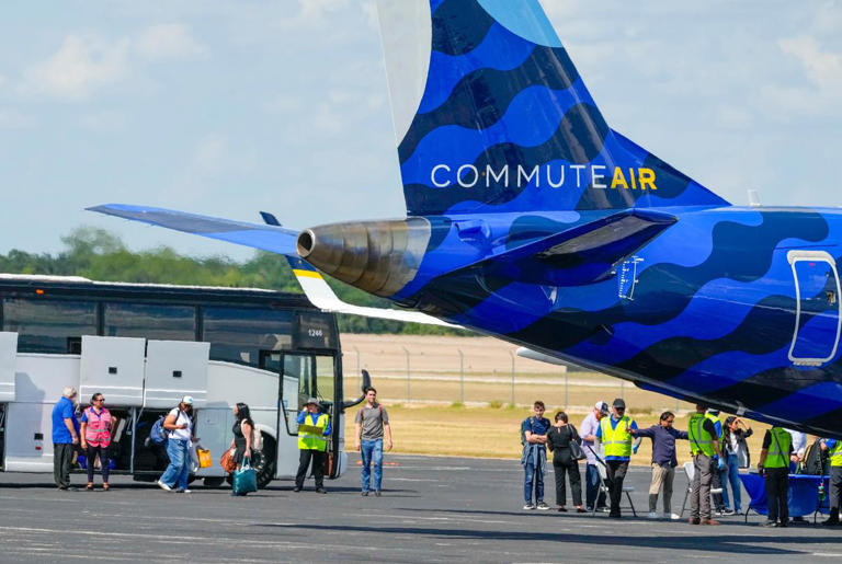 Texas House Democrats flee the state in bid to block GOP’s proposed ...