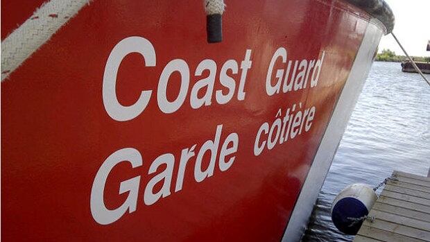 1 injured after Harbour Cruises vessel runs aground off Lighthouse Park ...