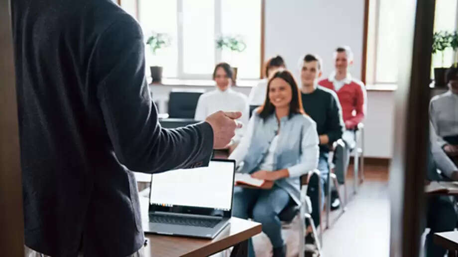 Govt Jobs 2025: Recruitment for many Assistant Professor posts is going ...