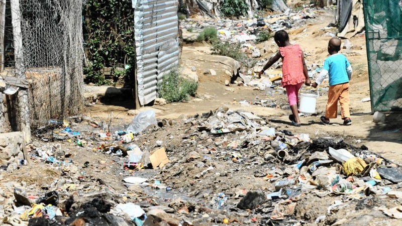 The disappearing middle class: How South Africa’s socio-economic divide ...