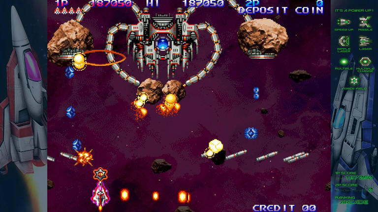 Gradius Origins review - Salamander 3 shoots the core