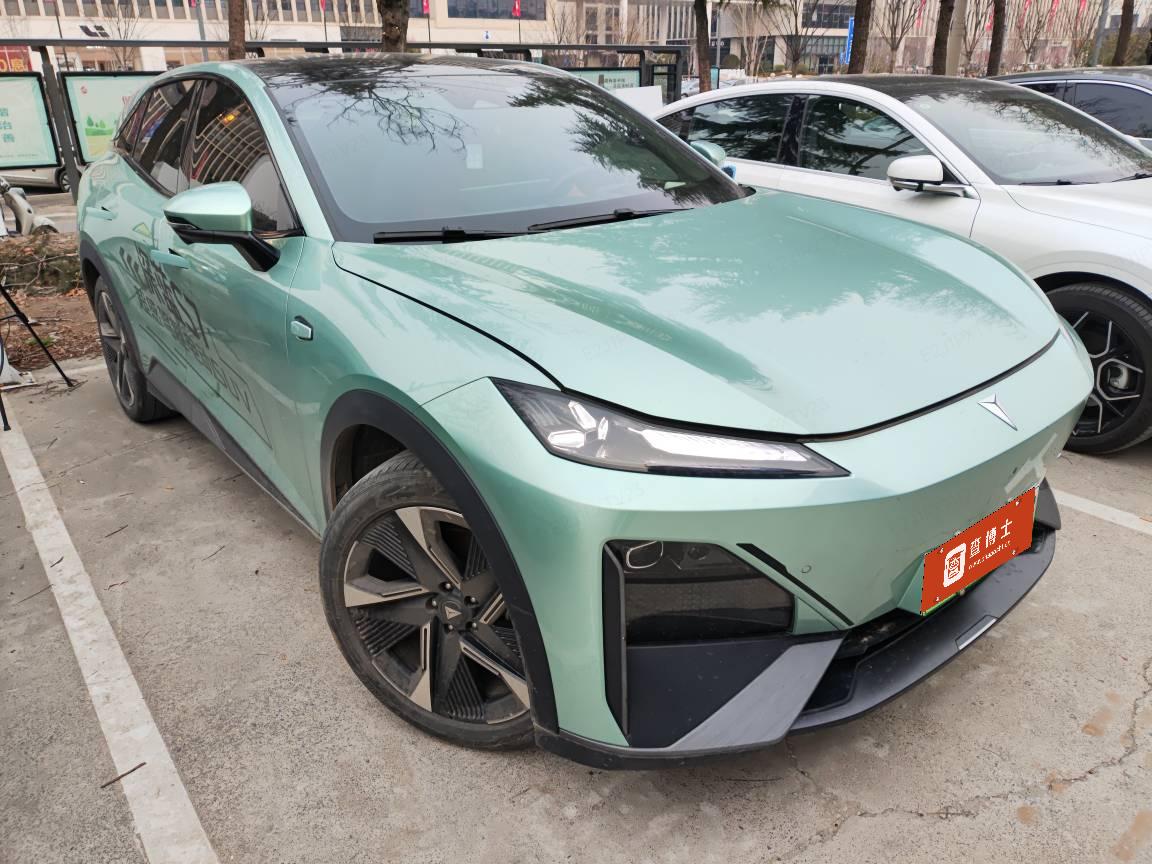 深蓝汽车 深蓝S07 2023款 620MAX纯电版实拍图