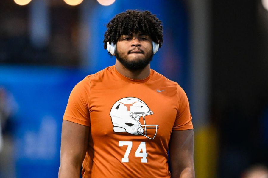 Now a starter, Trevor Goosby works on building identity for Longhorns ...
