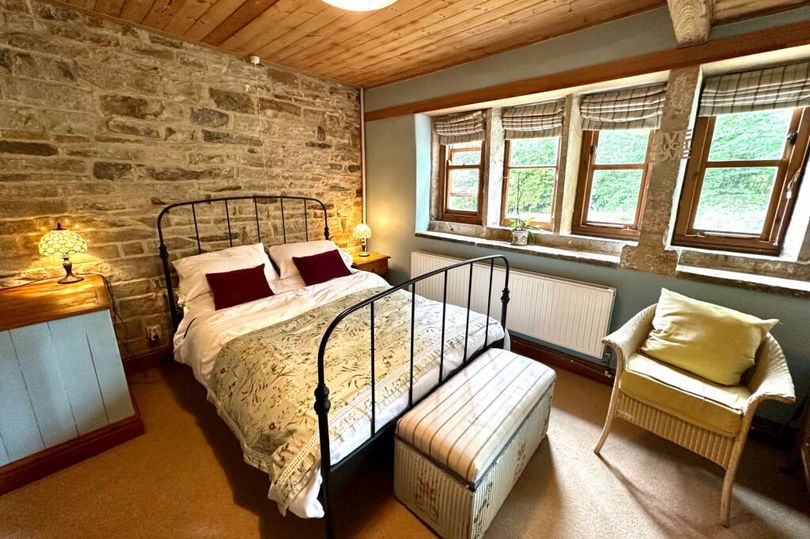 Take a look inside this gorgeous West Yorkshire 'chocolate box' cottage ...