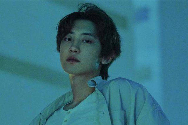 EXO's Chanyeol announces 1st comeback with 'Upside Down' in August