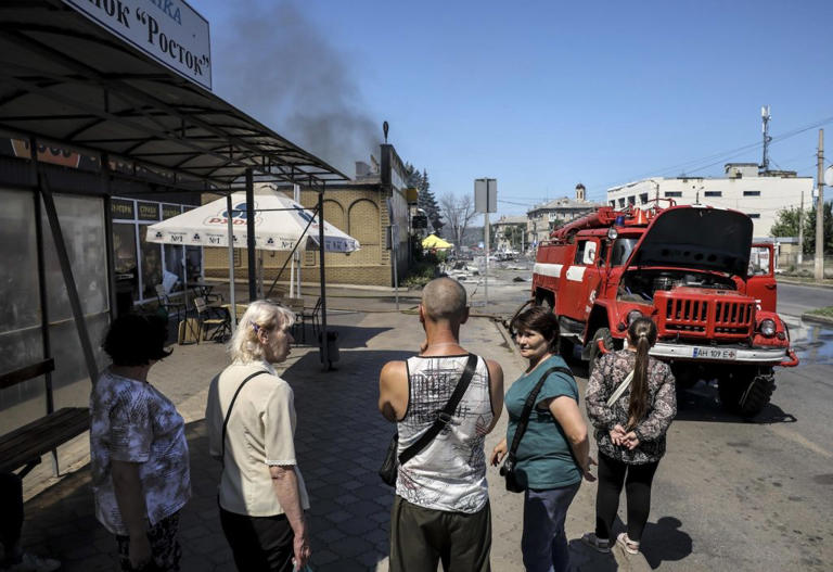 Ucraina-Russia, raid incrociati nel weekend: Witkoff atteso a Mosca