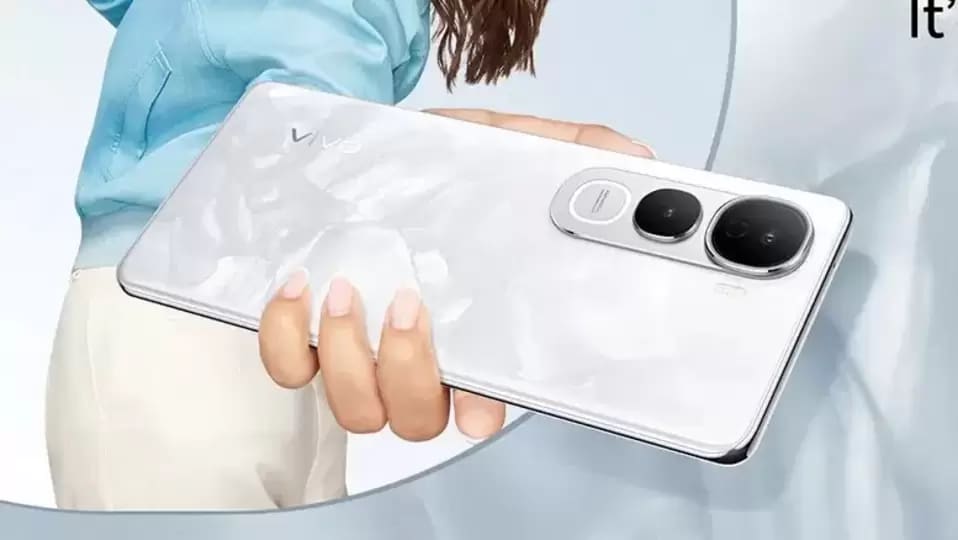 Vivo Y400 5G with 6.67-inch AMOLED display, 6,000 mAh battery launched ...