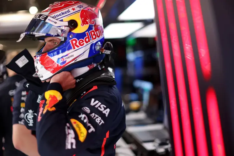 Red Bull-monteur stond versteld van Verstappen: 'Holy moly, waar komt hij vandaan?'