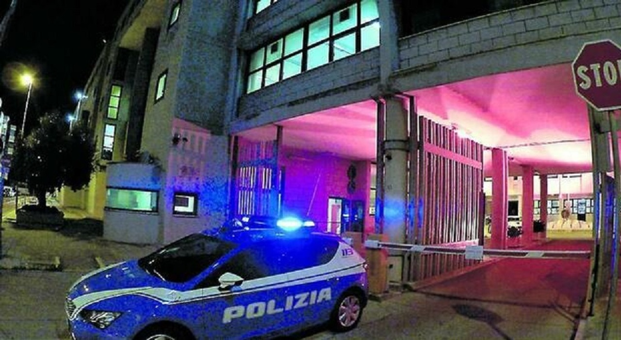 Una poliziotta 35enne si toglie la vita con un colpo di pistola, era ...