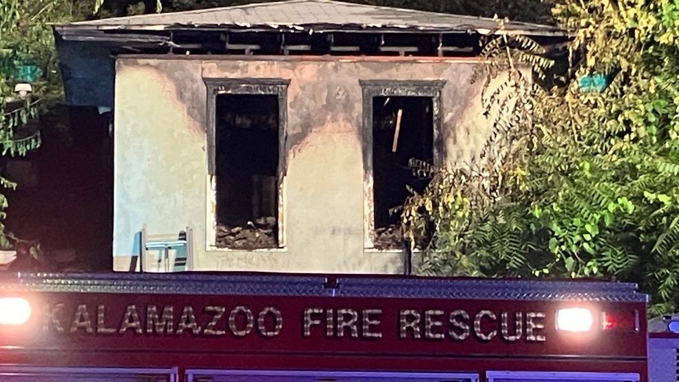 Officials ask public to avoid area of fire at 'condemned property'