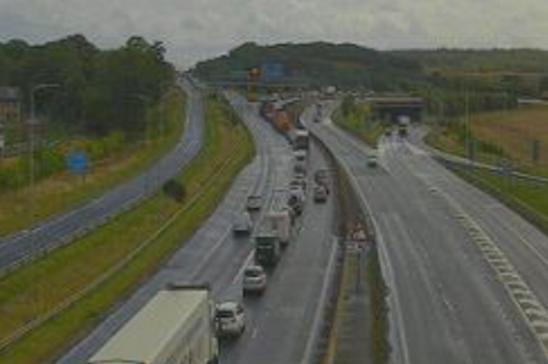 Edinburgh M90 crash triggers delays as drivers urged 'use caution'