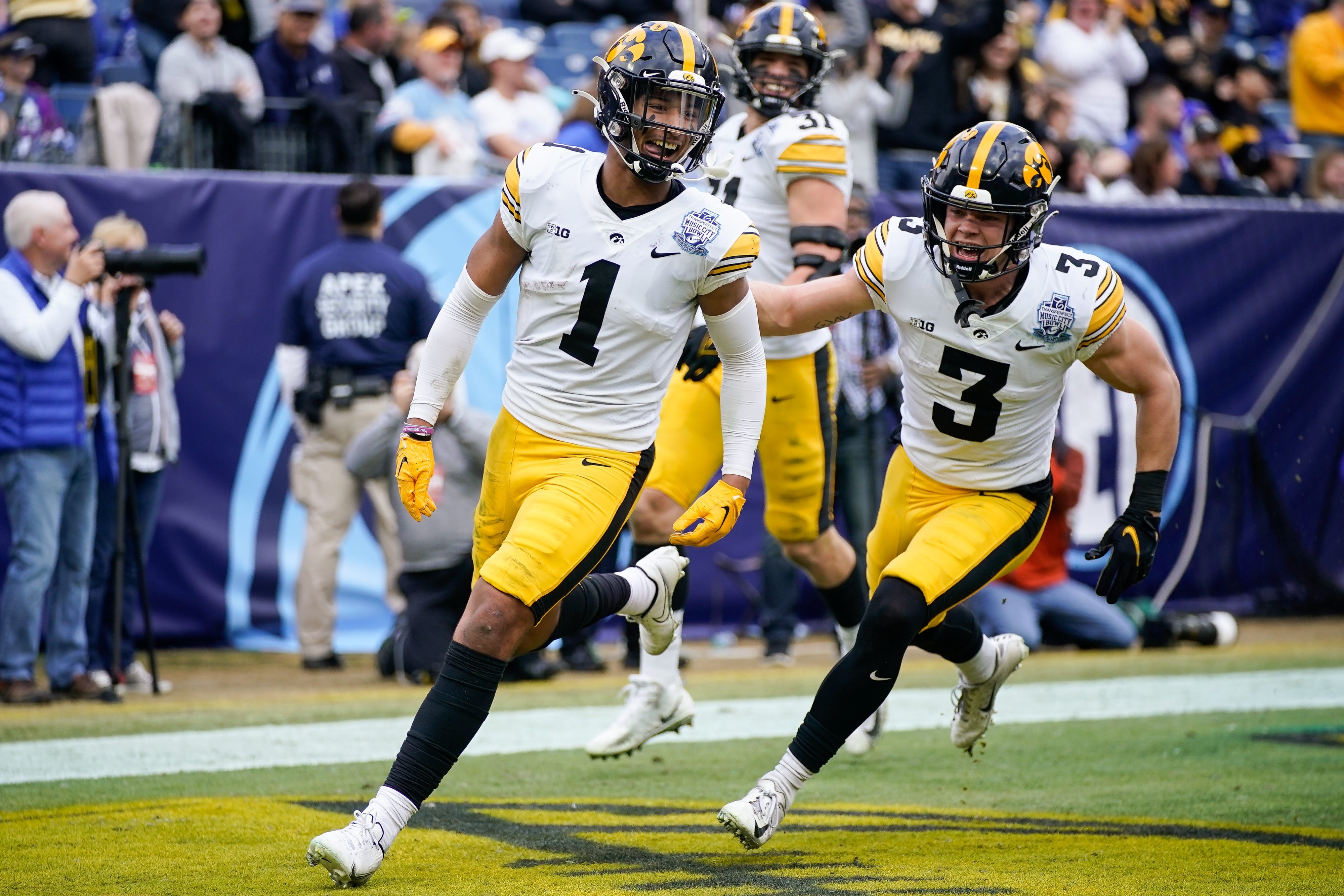 Iowa football: Three most important non-QB's in 2025