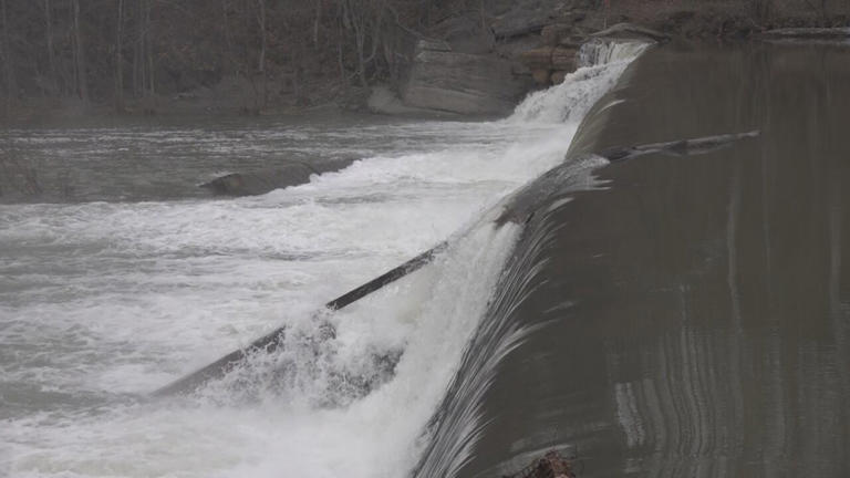 Dam removal underway in Ripton