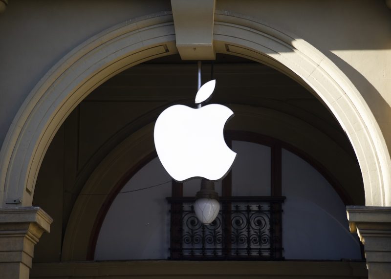Apple sfida OpenAI: in lavorazione un chatbot in stile ChatGPT?