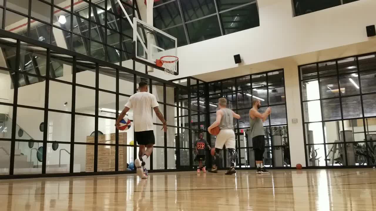 Jordan Southerland: epic basketball trick shots & dunks with friends in ...
