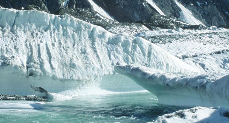 Man missing for 28 years found frozen in glacier