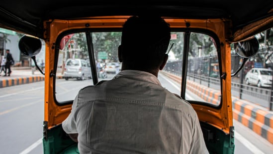 Mumbai auto driver returns extra ₹500 paid by mistake; Redditor recalls ...