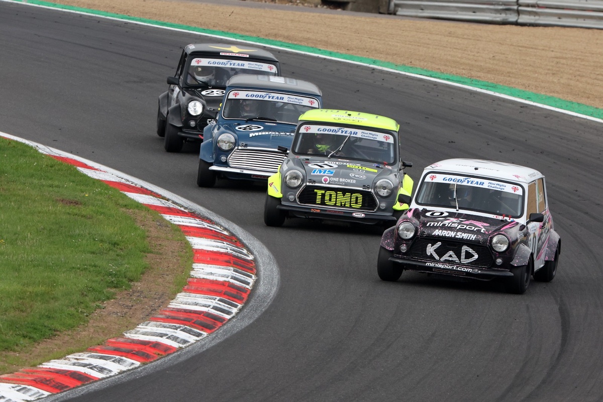 Champions put on a show at eventful Brands Hatch Mini Festival