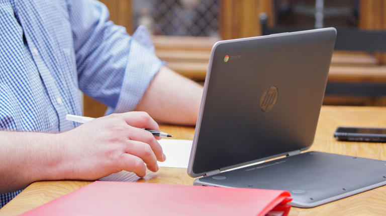 2 Methods For Installing APKs On Your Chromebook