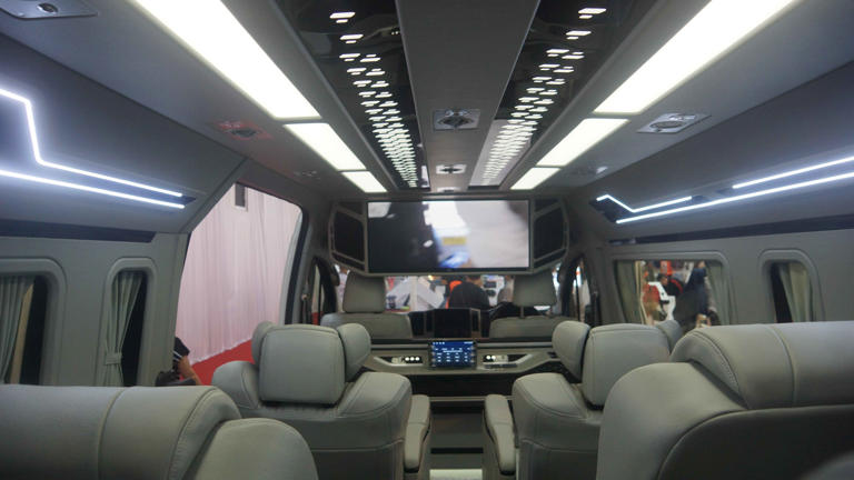 Kabin Hiace Ini Jadi Mewah, Ternyata Segini Kisaran Biayanya!