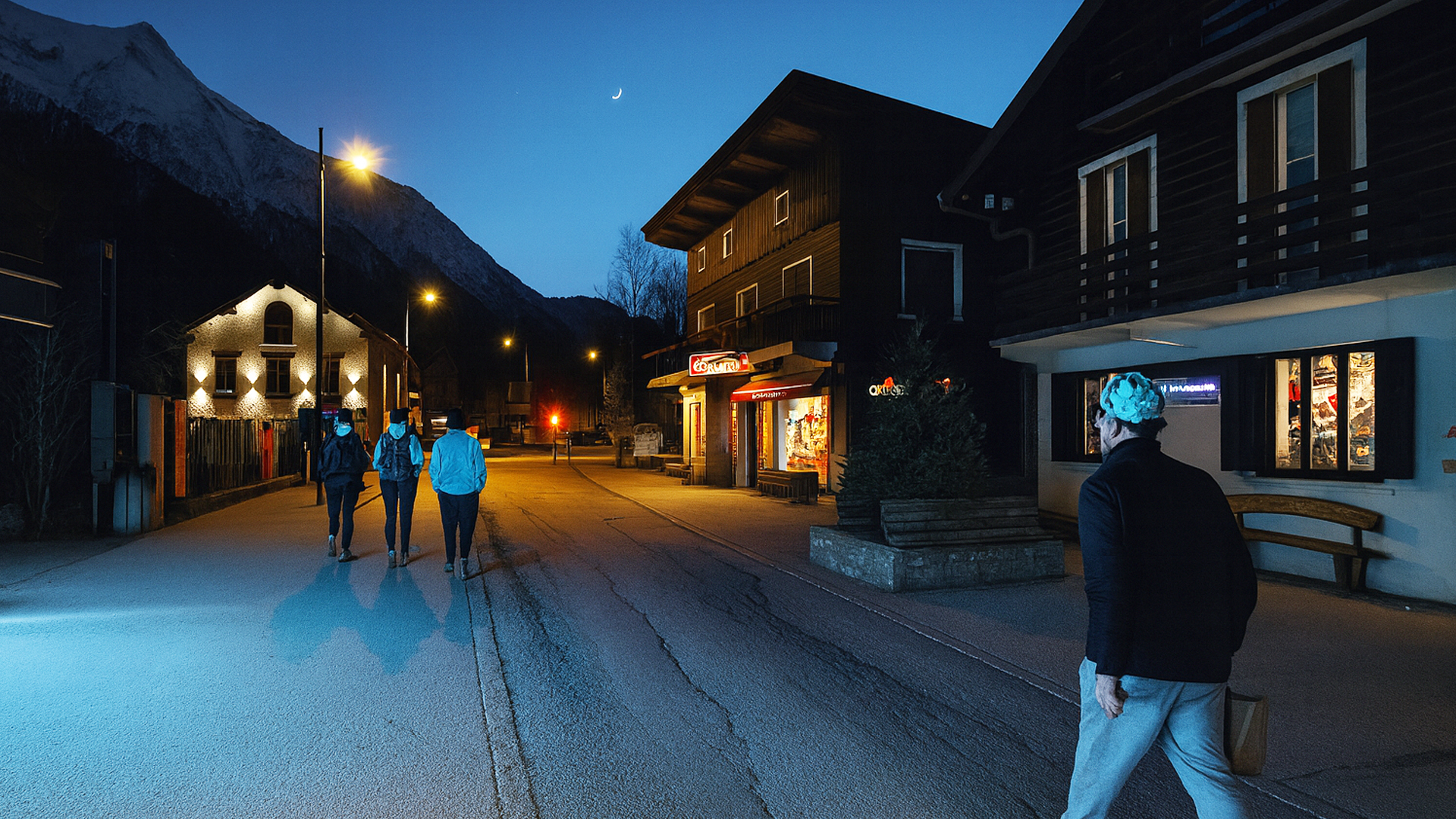 Chamonix Mont Blanc – Cozy Night Stroll in France’s Mountain Town (4K)