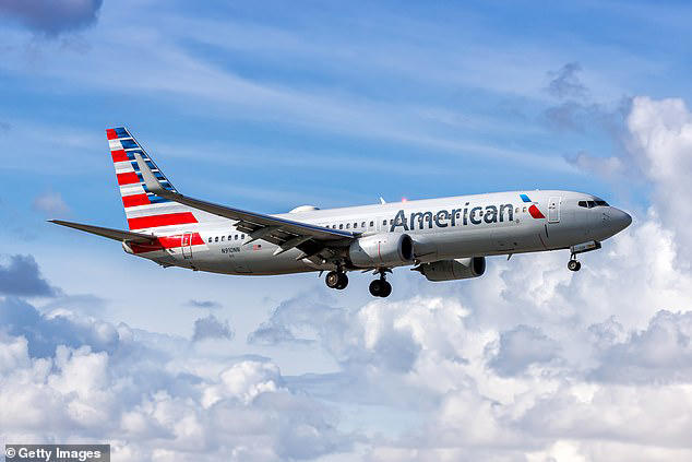 Moment pilot refuses to fly for bizarre reason as he says 'I'm just not ...