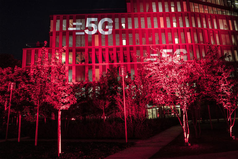 Altice France : le plan de restructuration de la dette de SFR ...