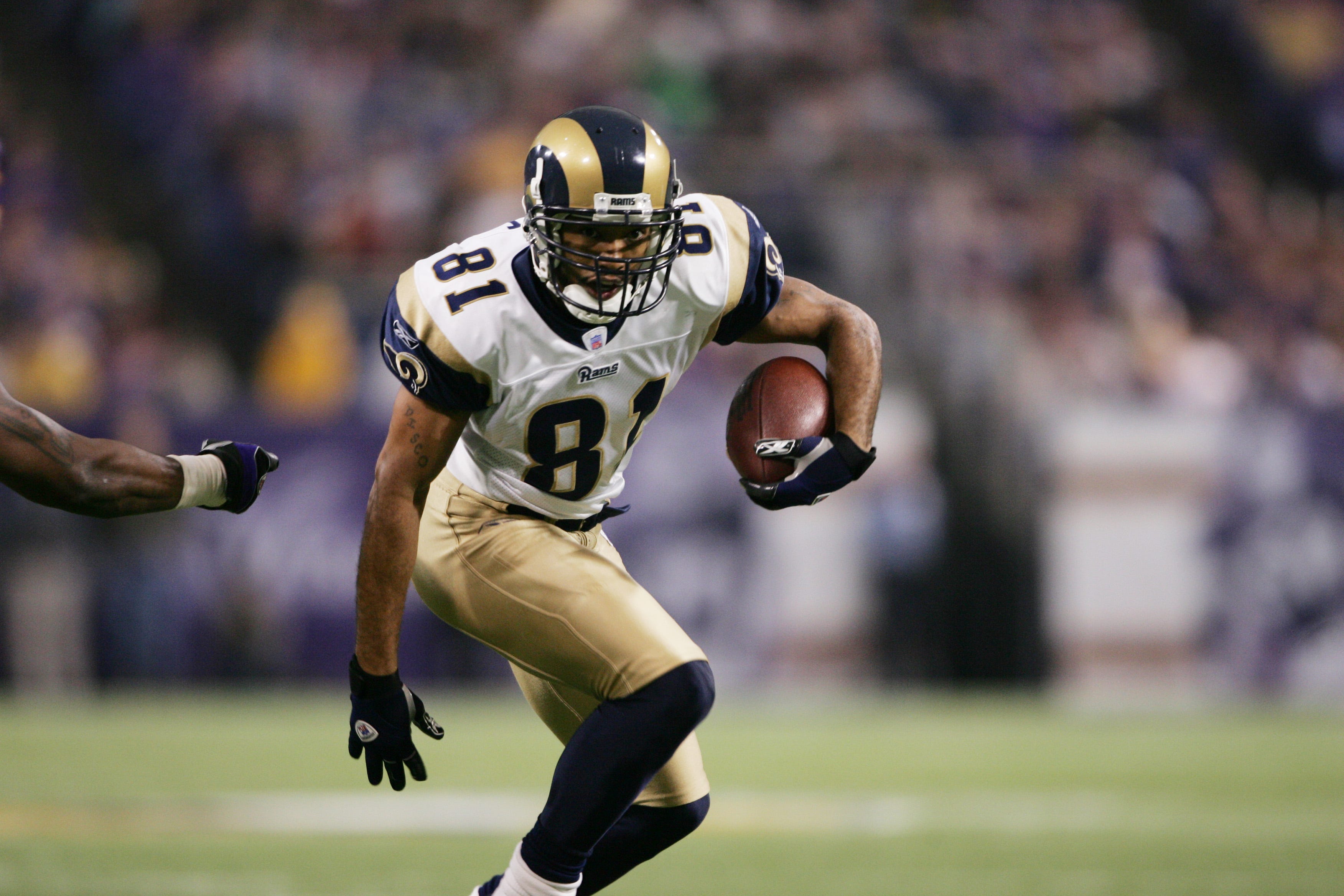 Rams WR named among best players not in Hall of Fame
