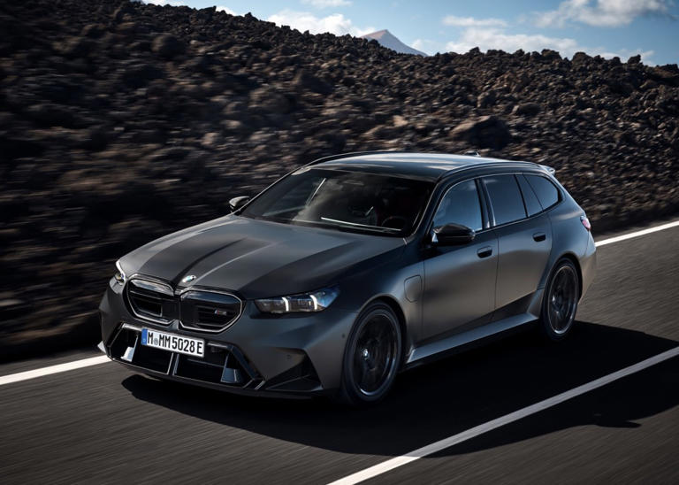 2026 BMW M5 Touring Vs. 2026 Audi RS6 Avant: 5 Major Differences