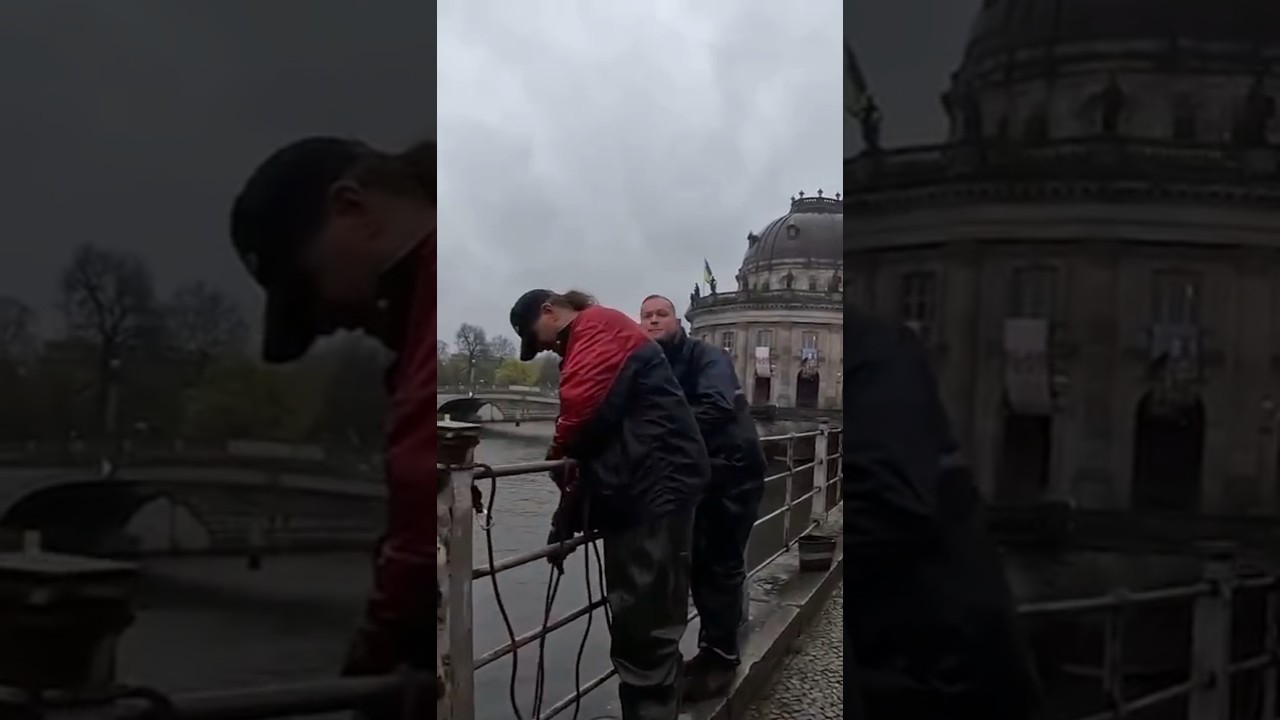 Ils l'ont fait ! MP40 en plein Berlin