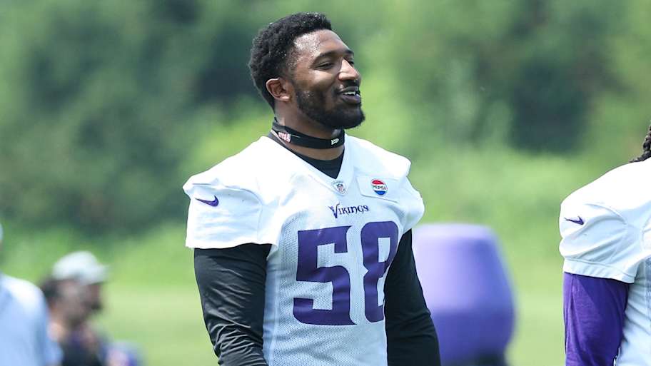 Brian Flores says the quiet part out loud about Jonathan Greenard's play