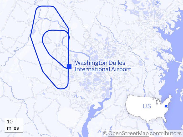 A United Boeing 787 suffered an engine failure, forcing it to dump fuel ...