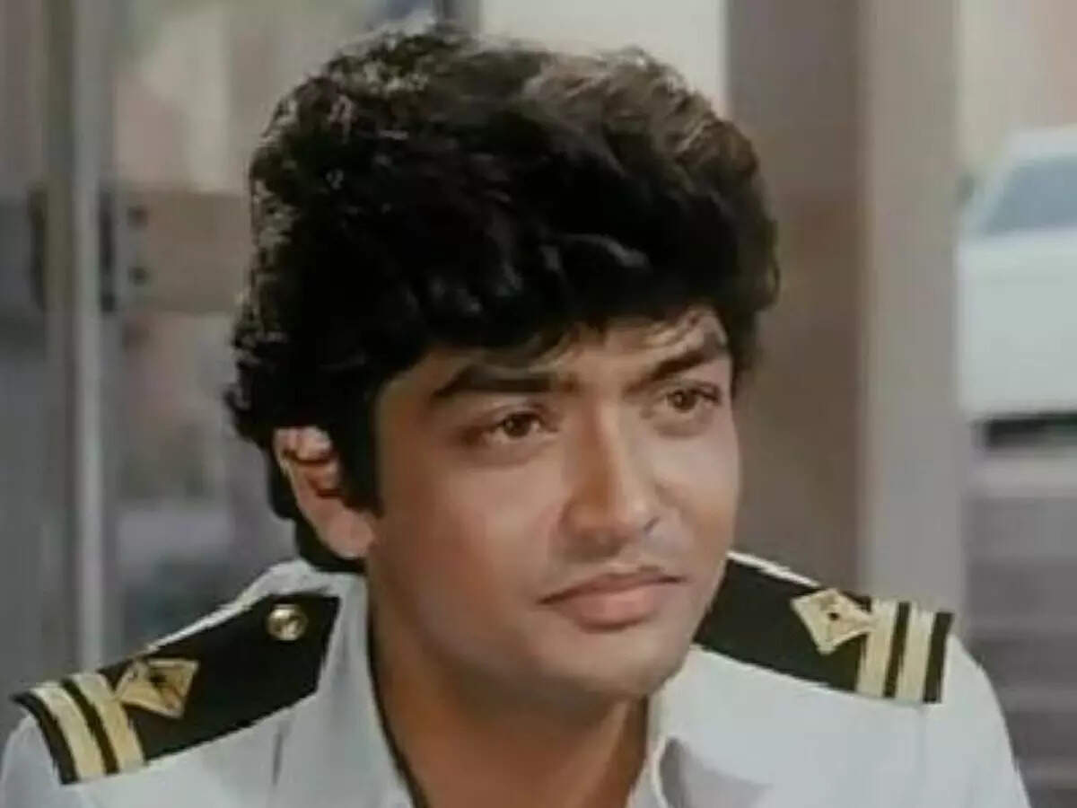 He shifted to US and became a techie but once played Amitabh Bachchan ...