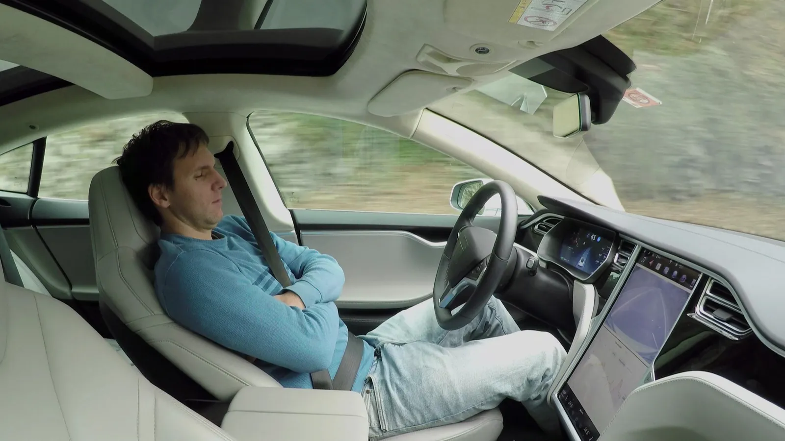 GM is building its AI identity to differentiate itself from Tesla and ...