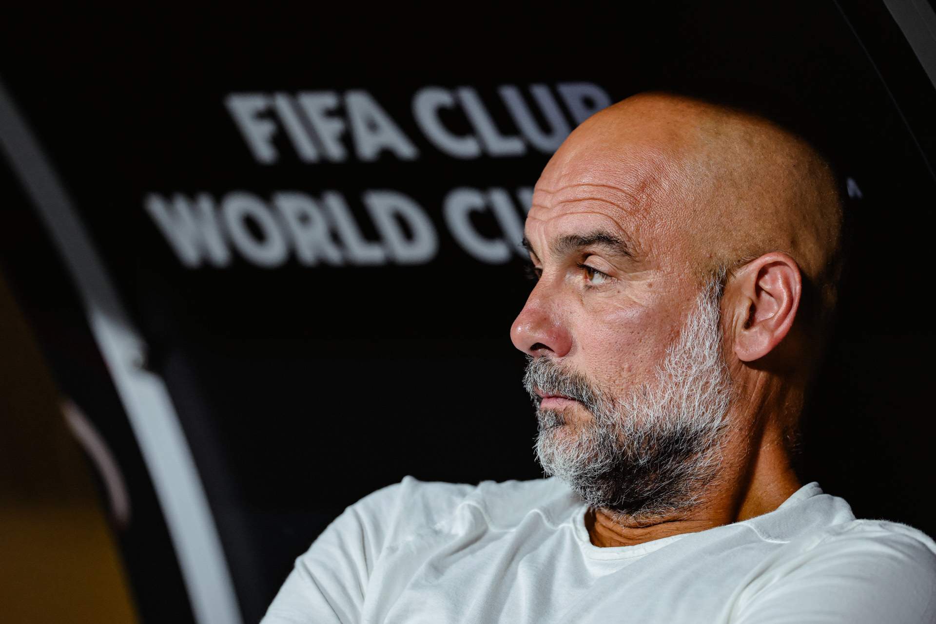 El nuevo look de Pep Guardiola solo con bigote, fotos cómo le queda ...