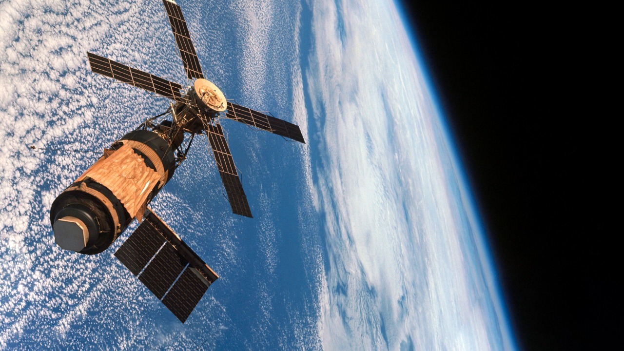 Ex-NASA engineer: trillions of cloaked devices hidden across Earth