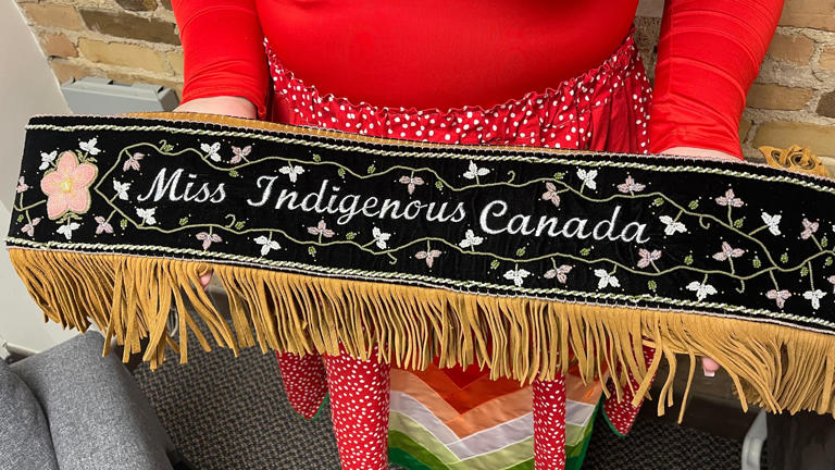 Gena Boubard, Miss Autochtone Canada 2025, brise les barrières et ...