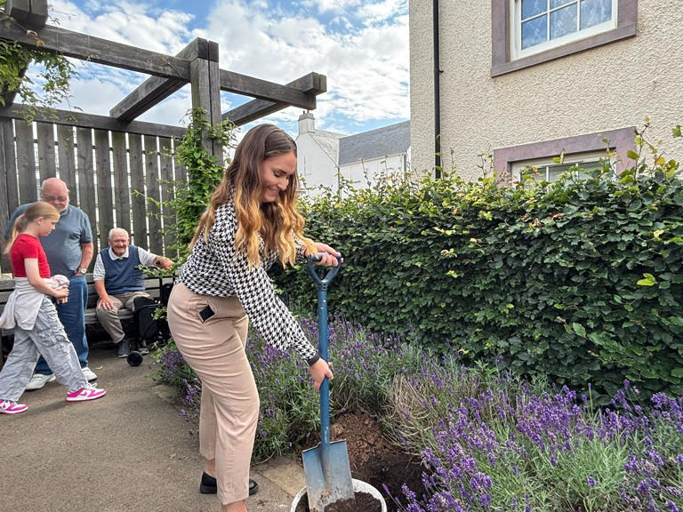 Homeowners bury time capsule for future generations to uncover