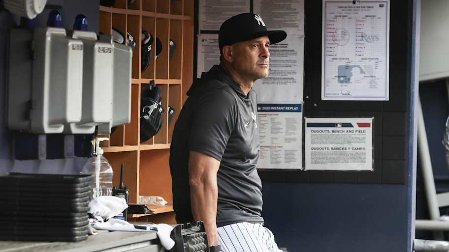 Aaron Boone running out of time as Yankees continue to slip in postseason standings