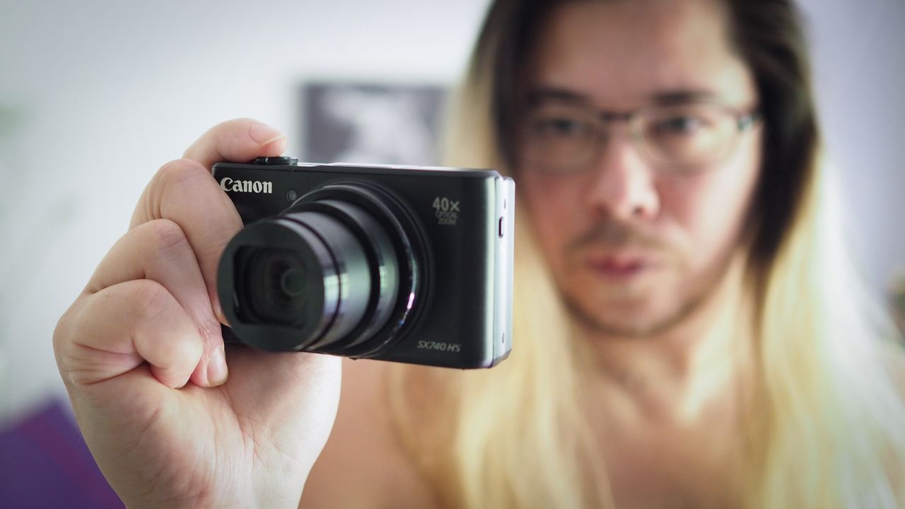 Canon PowerShot SX740 HS / Lite review: Canon's best photo-focused ...