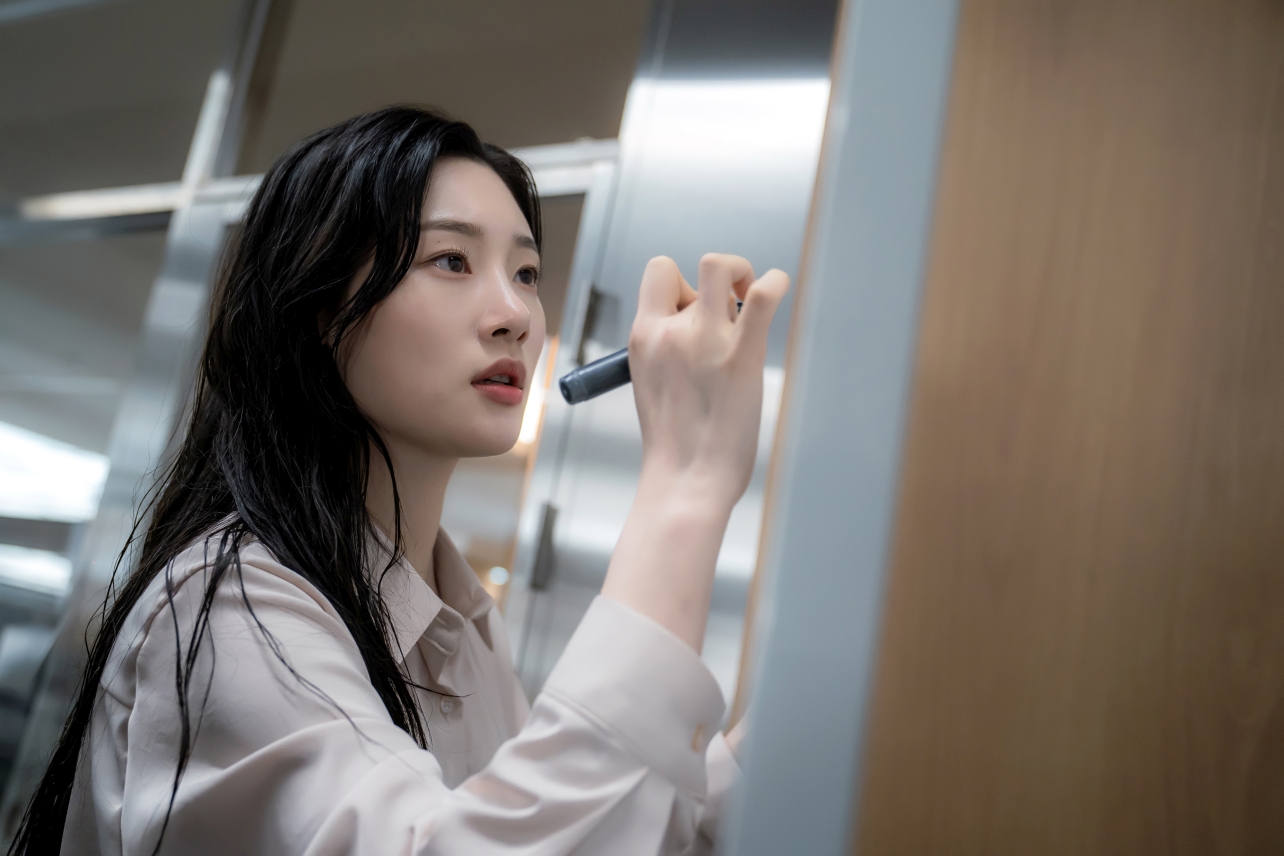 Stream It Or Skip It: ‘Beyond The Bar’ On Netflix, Where A Young And ...