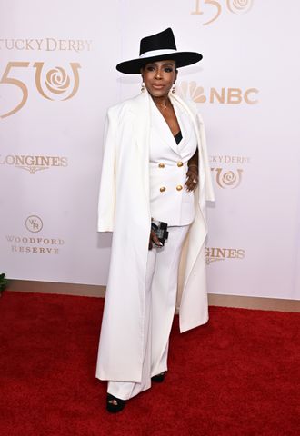 Sheryl Lee Ralph Celebrates 20 Years of Marriage With Dramatic 80-Foot ...