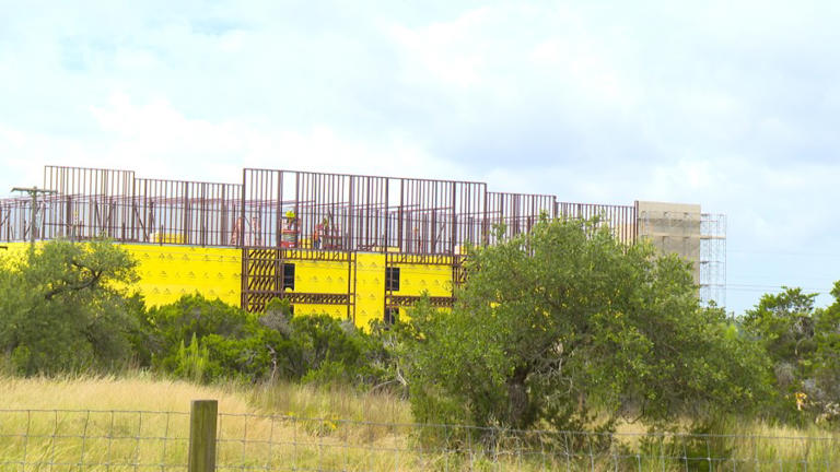 Microsoft made an exclusive 50th anniversary variant of Windows 11's ...