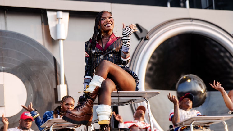 Doechii Announces First Headlining Tour During High-Energy Lollapalooza ...
